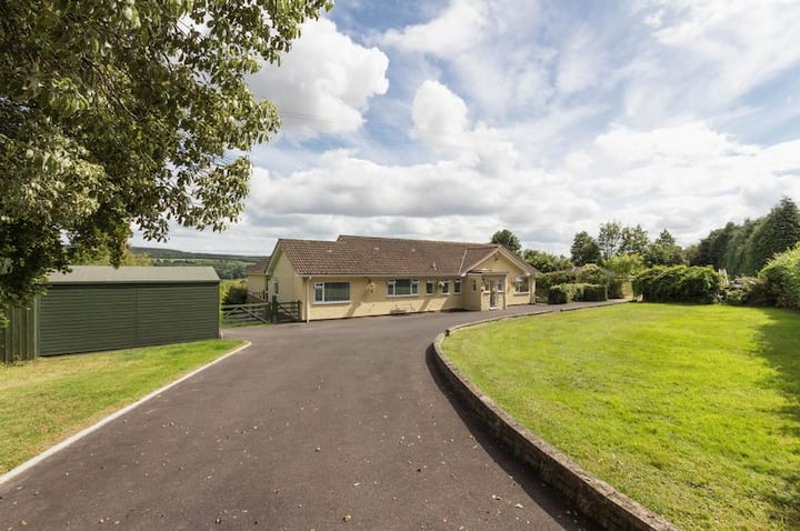 Self Contained Annexe - Sleeps 4 - Bovey Tracey