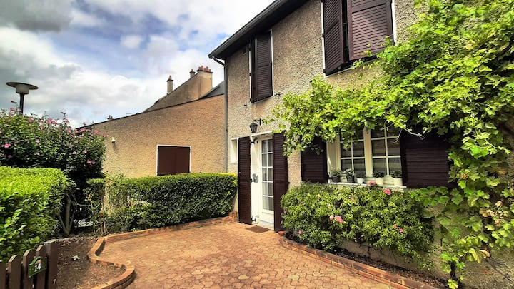 Grande Maison Familiale Proche Paris - Évry