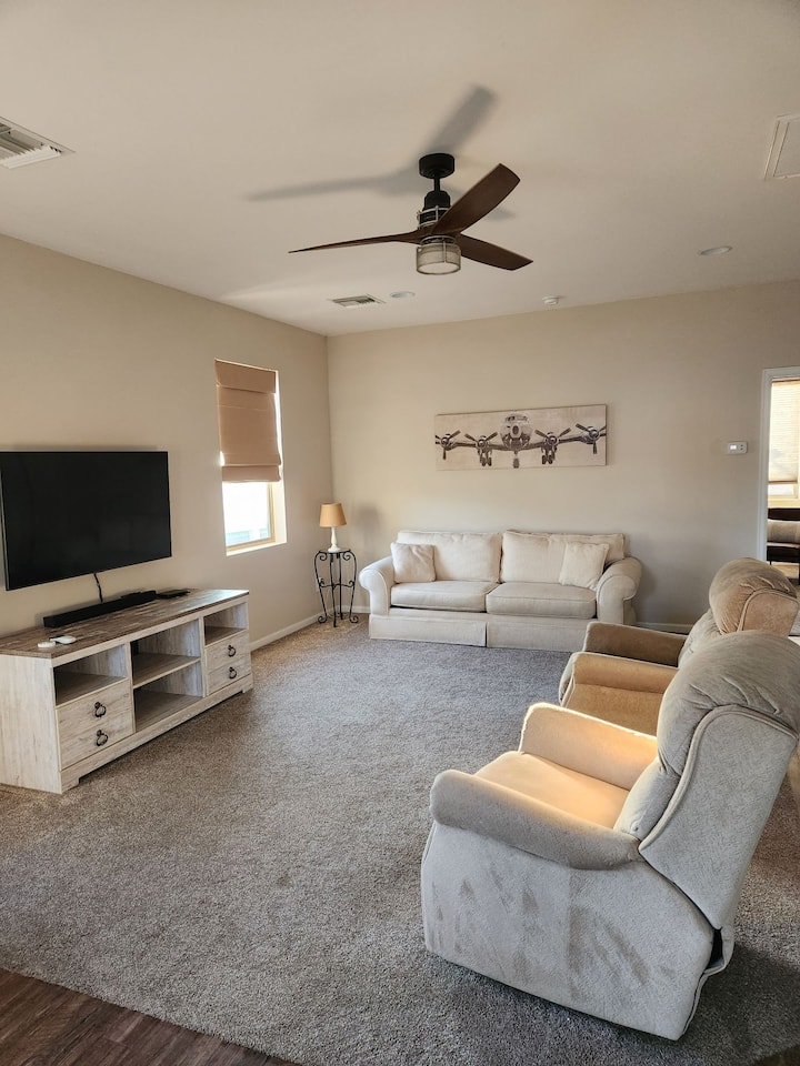 One Bedroom Detached Guest House - Queen Creek, AZ