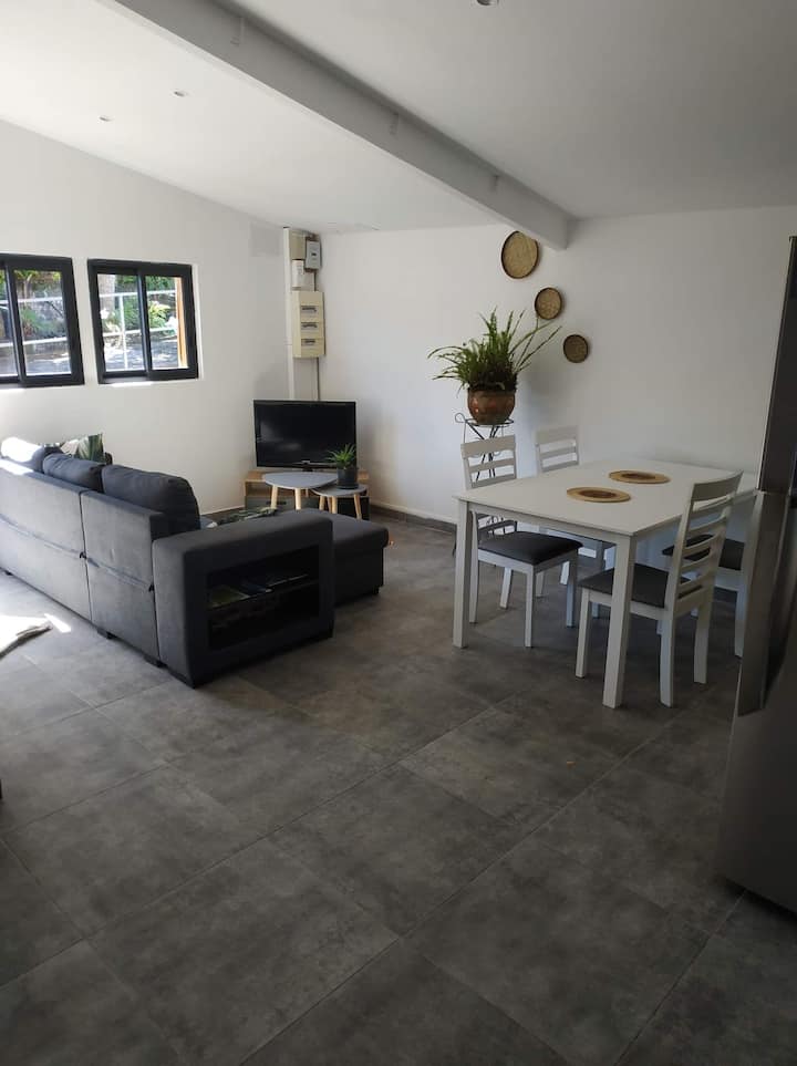 Maison Créole Rénovée - Chez Jeff 4 Couchages - Saint-Pierre
