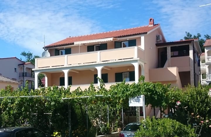 Apartment 4 (4+2) - Lopar