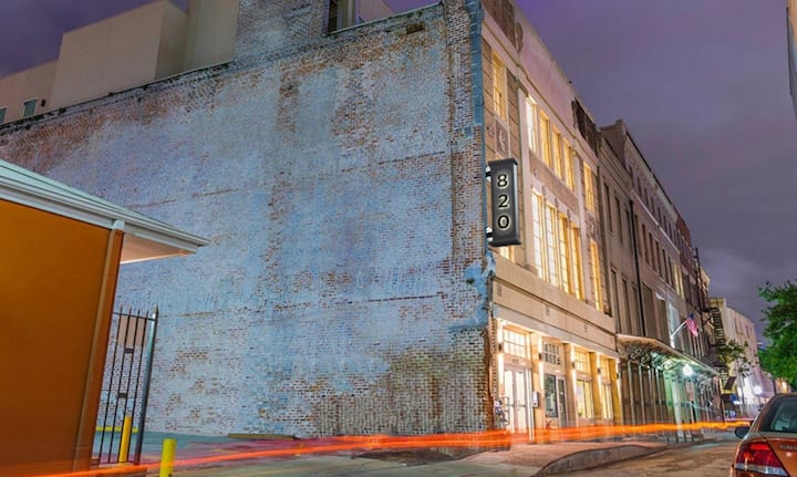 The 820-unit 402 Close To Fq, Cbd & Hospitals - New Orleans, LA