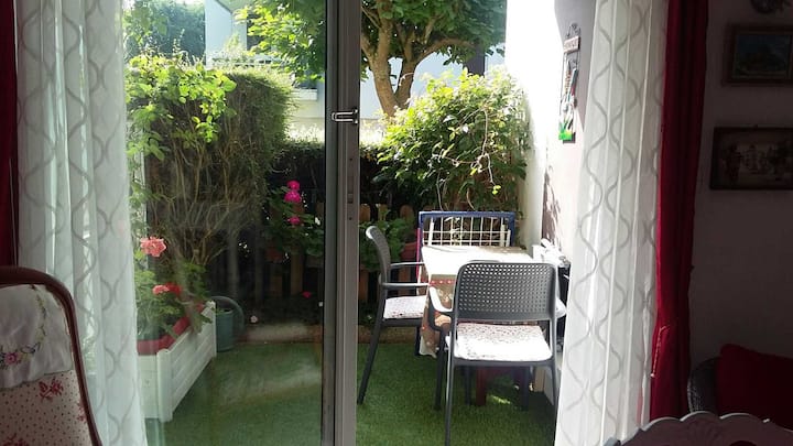 T1 Rez De Jardin Avec Terrasse Wifi S/e Plain-pied - Bagnoles de l'Orne