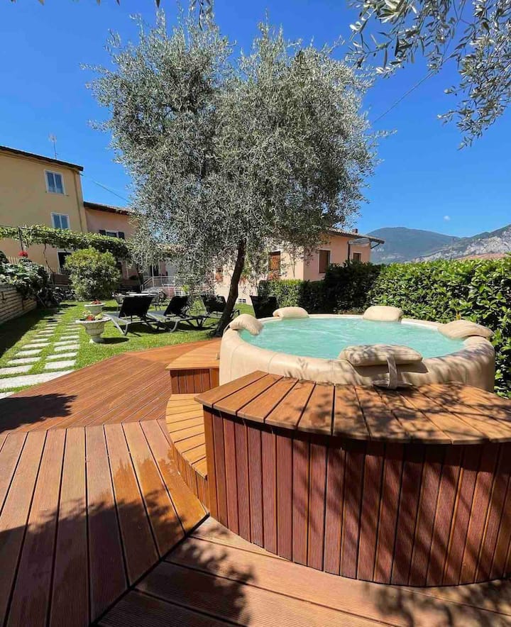 L’essenza Appartaments N 11 - Limone Sul Garda