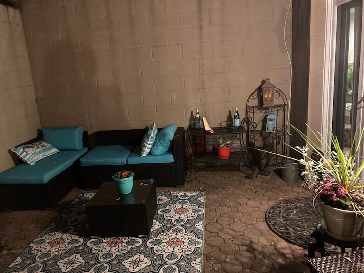 Oaks B&b - Lovely, Upscale, Private Wooded Near Dc - Rockville, MD