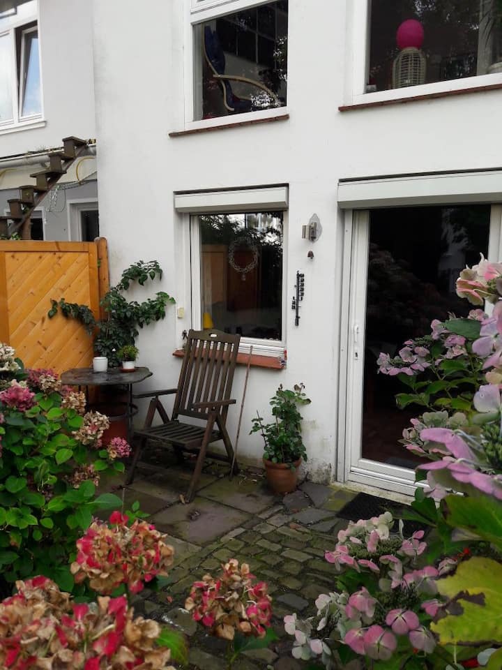 Charmantes Appartement Im Viertel Mit Terrasse - Bremen
