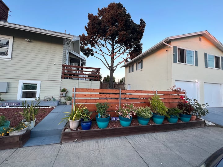 Cozy Studio Near Oakland Airport And Coliseum - San Leandro, CA