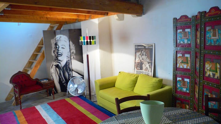 Studio Clim Centre Ancien Villeneuve Les Avignon - Villeneuve-lès-Avignon