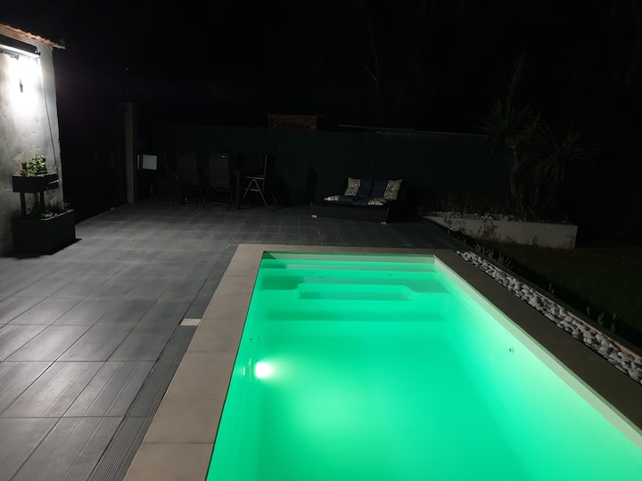 Cosy & Design, Maison Entière Avec Piscine Privée - Port-de-Bouc