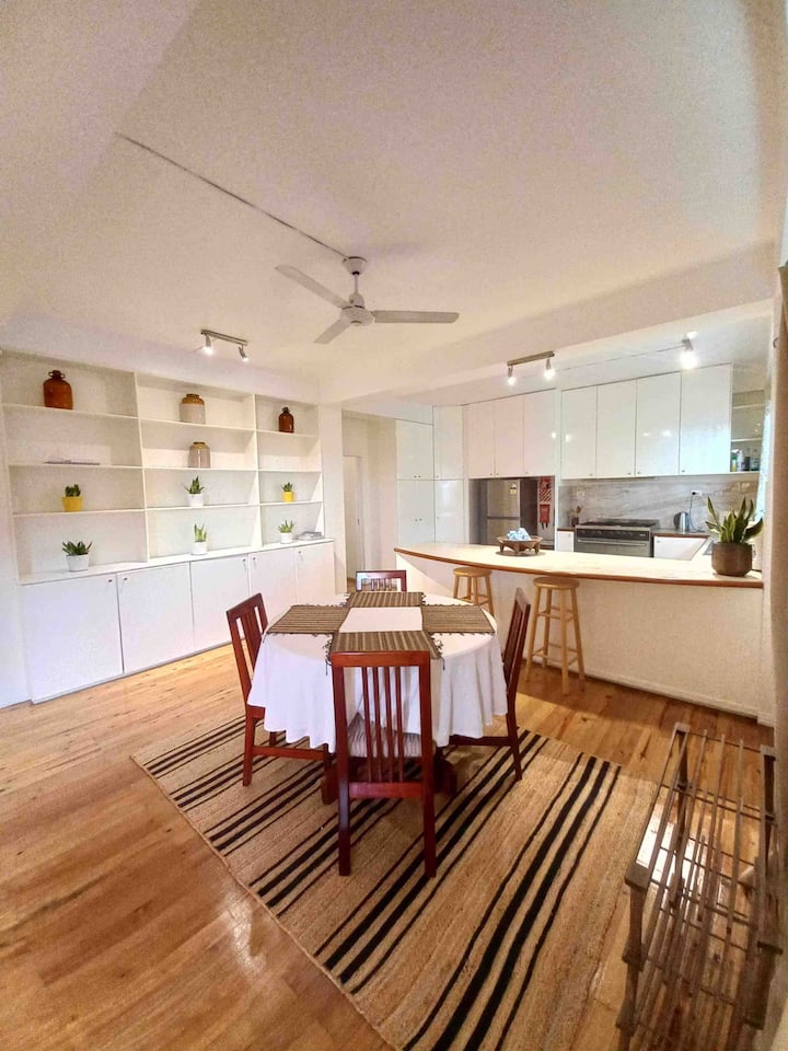 Peaceful 3br Apartment With Mountain Views & Wi-fi - Suva