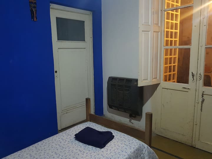 Habitación En Guemes - Córdoba