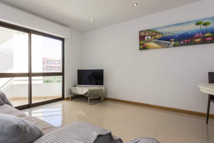 New Apt, Walk To Beach, F3, Pool, Airconditioned - Albufeira