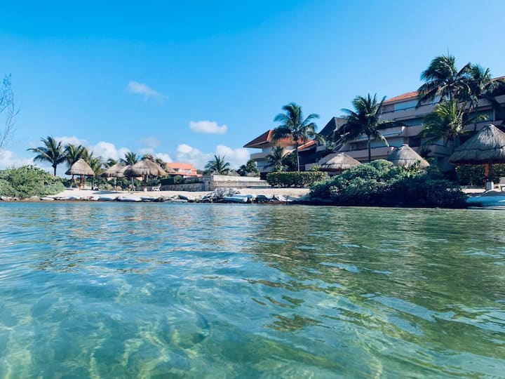 Beachfront Condo At Club De Yates - Puerto Aventuras