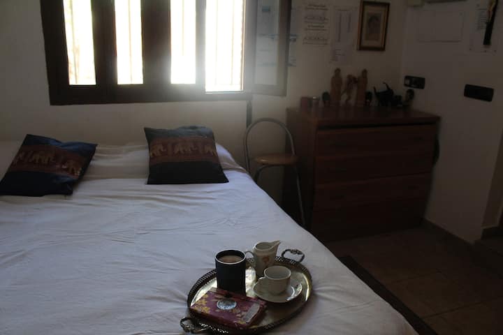 Private Bedroom With Bathroom In A Family House - Costa del Sol Occidental