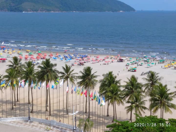 Gonzaga, Frente Ao Mar, Vizinho Ao Hotel Atlântico - Santos