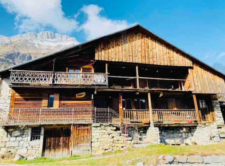 Authentique Chalet Du Xixème, Le Chalet Du Col - Manigod