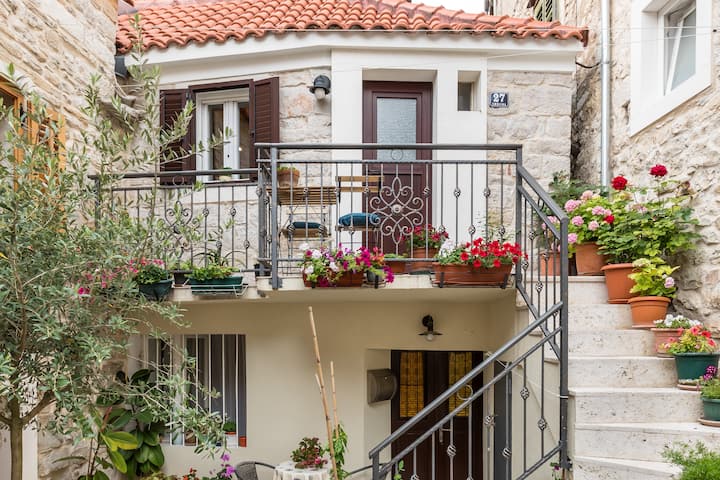 Evala - Authentic Split Old Town Apt. - Split
