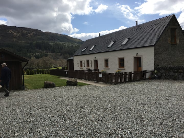 Benmore Farm Cottages : Benmore Byre - Cottages for Rent in Benmore ...