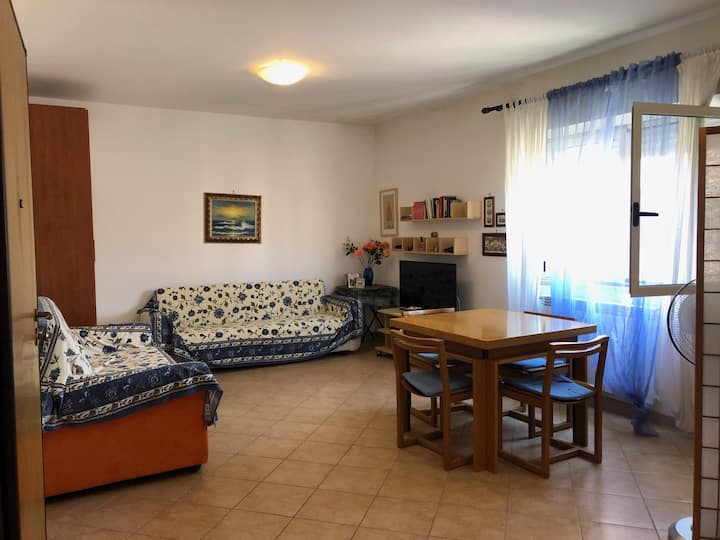 Appartamento Di Vacanza In Affitto Con Posto Auto - Sabaudia