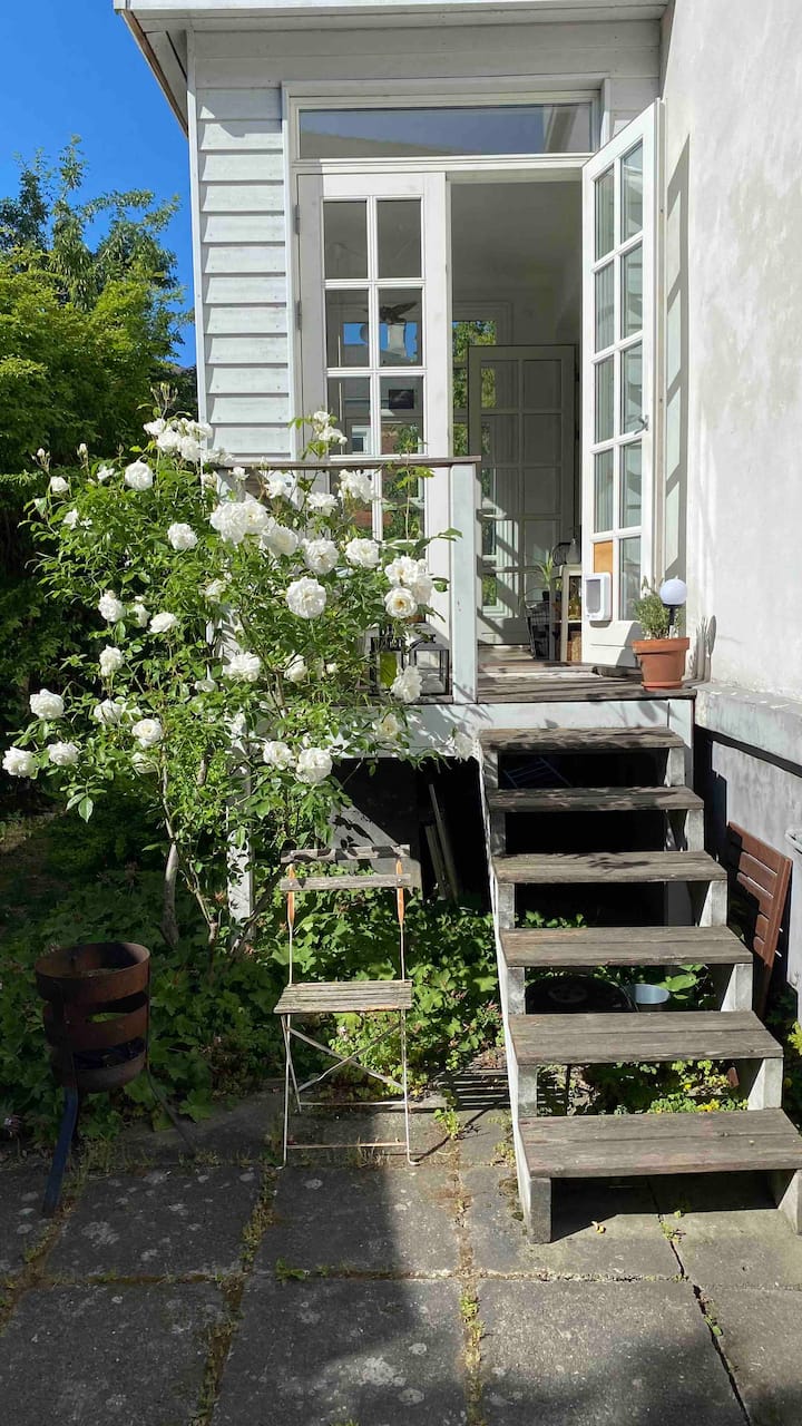 Lækker Villalejlighed Med Have På Frederiksberg - Copenhaguen