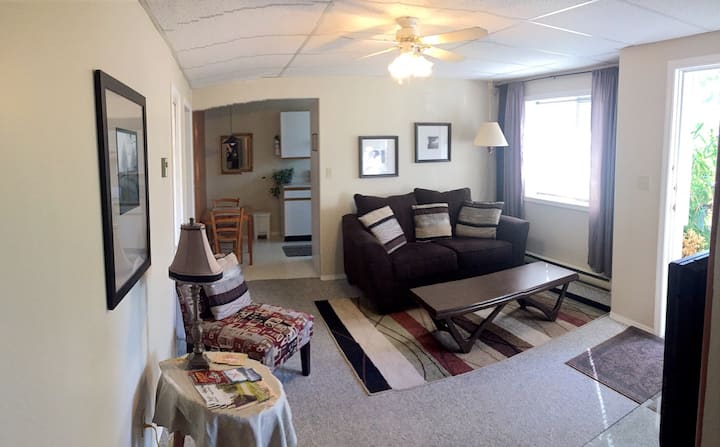 Private Suite In Quiet Neighbourhood - Port Alberni