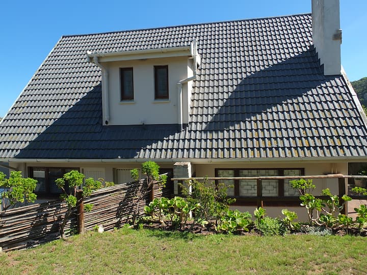 Central And Walking Distance To The Beach - Plettenberg Bay