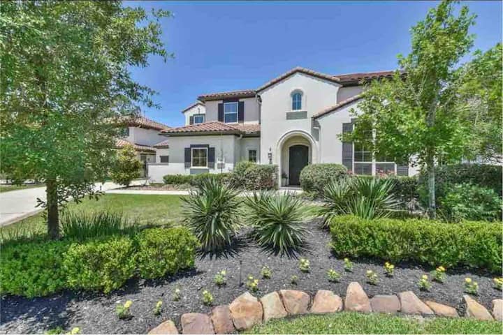 Lake Front House - The Woodlands, TX