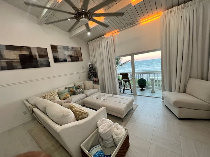 Beach House Oasis - Melbourne Beach, FL