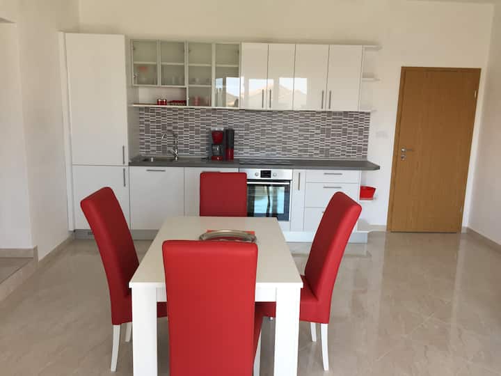 Apartment Kana3    2+2, Betina - Murter