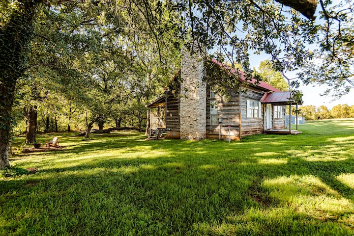 Cabin Nestled Among Trees, Just Out Of Okc - Cedar Lake, Hinton