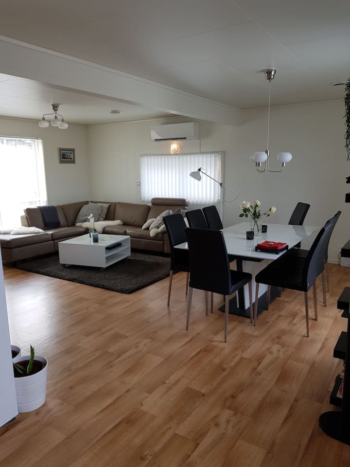 Beautiful House Near Kongeparken And Preikestolen! - Ålgård