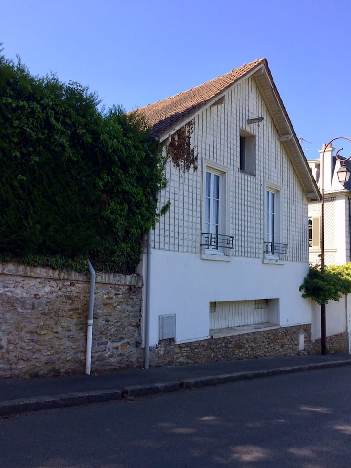 Maison Avec Jardin, Proche Paris, Cadre Bucolique. - Saint-Brice-sous-Forêt