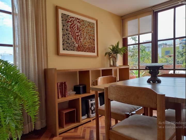 Amplio Departamento Con Terraza En Zona Turística - Arequipa