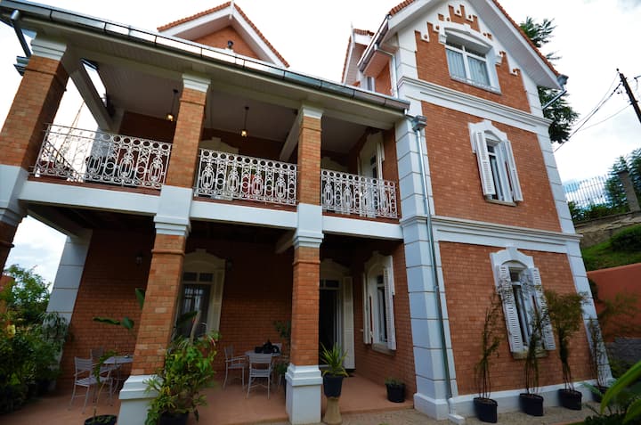 Secret Garden Apartement Near The Queen's Palace - Antananarivo