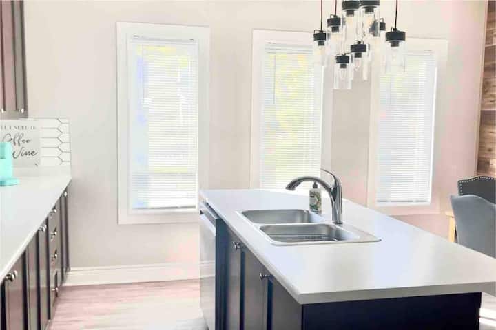 Karolina Street Place - Sarnia