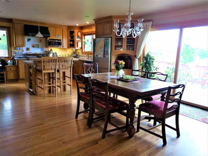 At The Doorstep Of Boulder Flatirons & Open Space - Boulder, CO