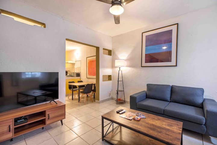 Romantic Zone 1 Bedroom 1st Floor - Puerto Vallarta