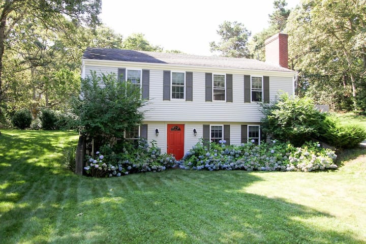 Chatham, Ridgevale Beach, Pretty House And Yard - Chatham, MA