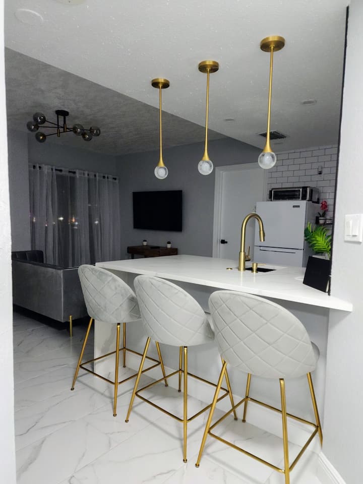 Modern And Luxurious Apartment - Orlando