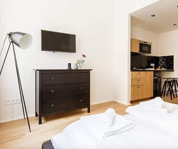 Stylish Design Studio Near Centre - Prague