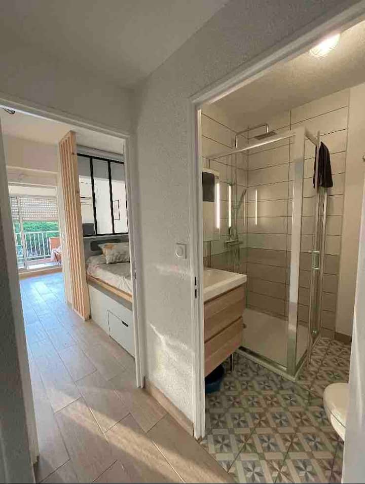 Hyères Port / Magnifique Studio à 100m De La Plage - Presqu'île de Giens