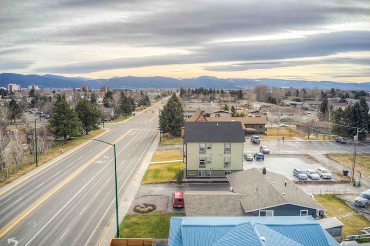 Downstairs Unit- Nice Condo Near Msu And Downtown - Bozeman, MT