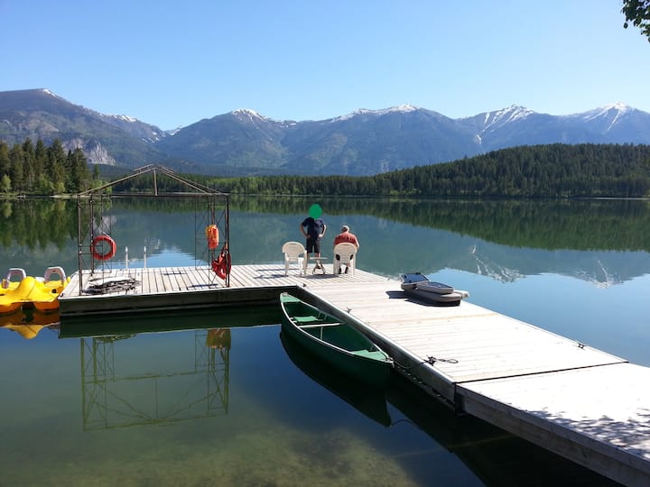 Lakefront Cabin on Tie Lake - Cabins for Rent in Jaffray, British ...
