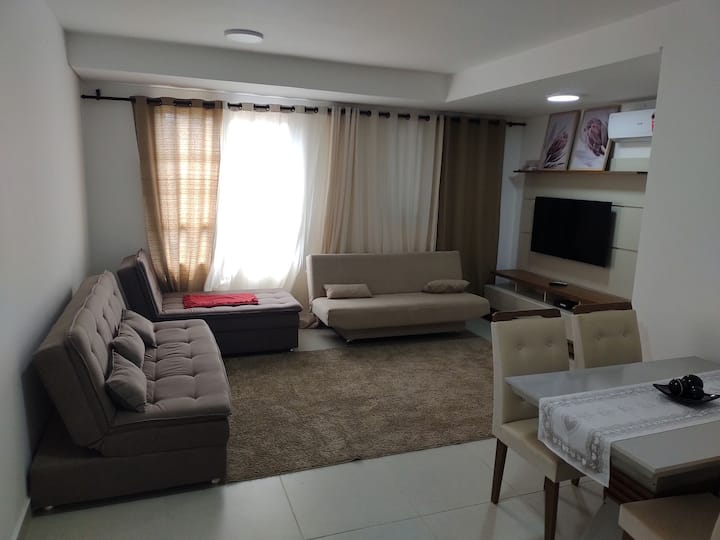 Espaço Inteiro: Lindo Ap. Muito Bem Localizado - Ubatuba