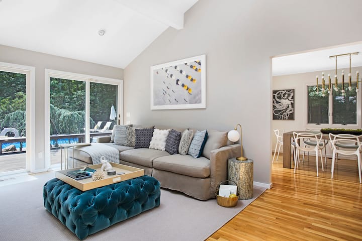 4br/3.5ba Hamptons Retreat In Sag Harbor, 2.3acres - Sag Harbor, NY