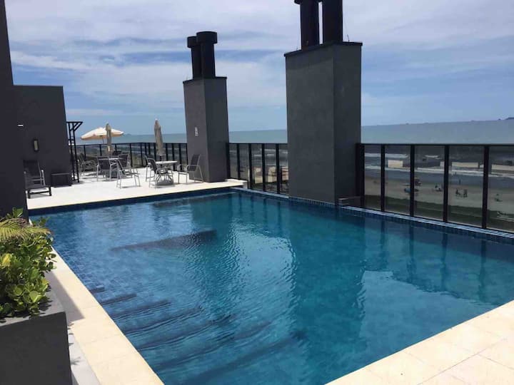 Apartamento Beira-mar C/ Piscina De Borda Infinita - Matinhos