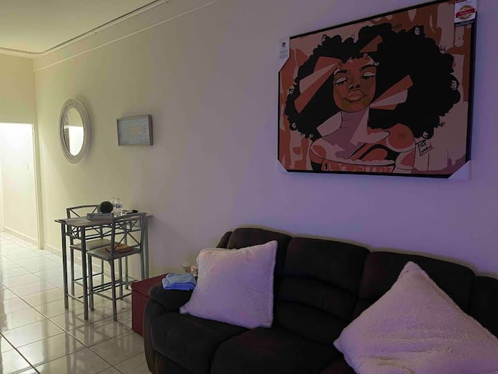 Centrally Located Apt W/ Ac, Wifi, Self Check-in - San Juan