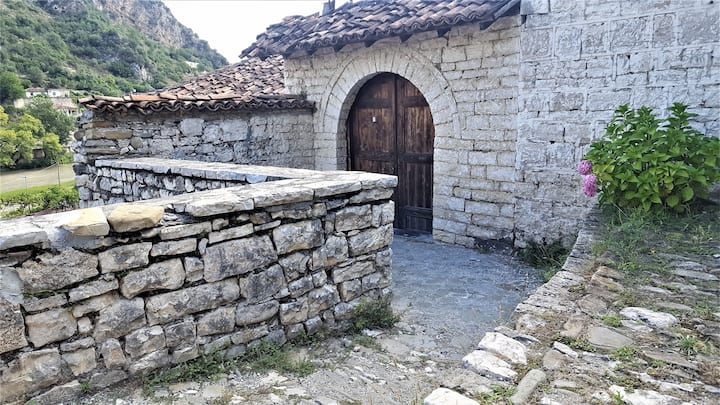 Dhimitri's Guest House - Distretto di Berat
