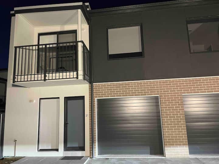Cities Edge
3 Bedrooms, 2 Queen, 1 Double Beds. - Newcastle