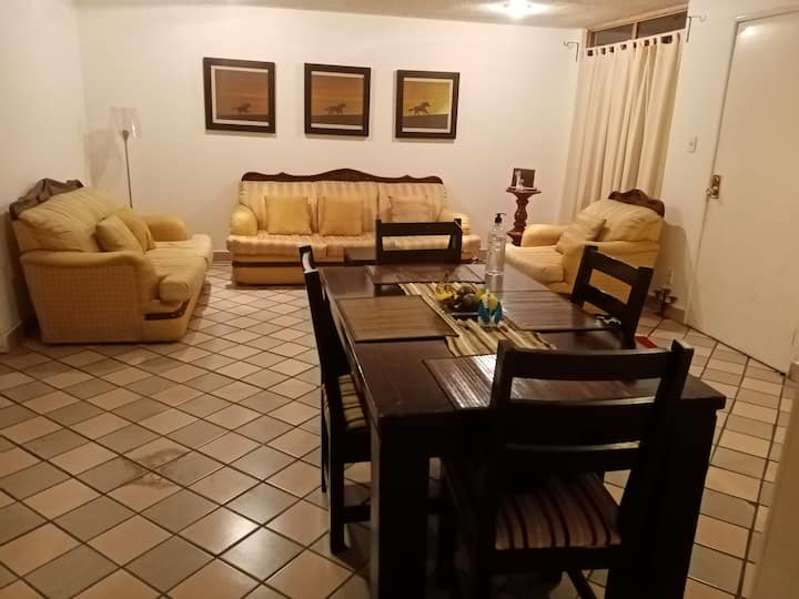 Casa De Salva En Toluca La Bella.
100% Sanitizada - Toluca
